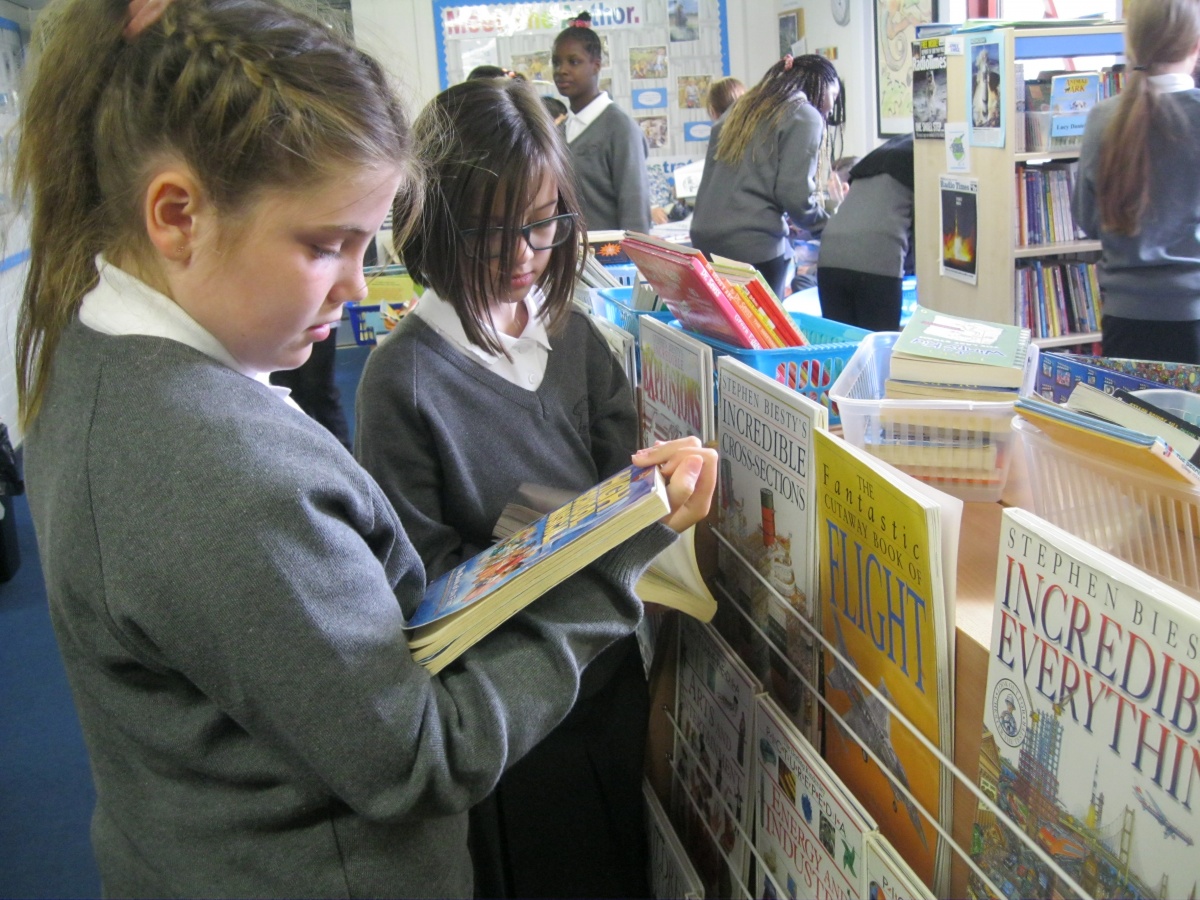 Year 6 Library Visit « Bridgewater School